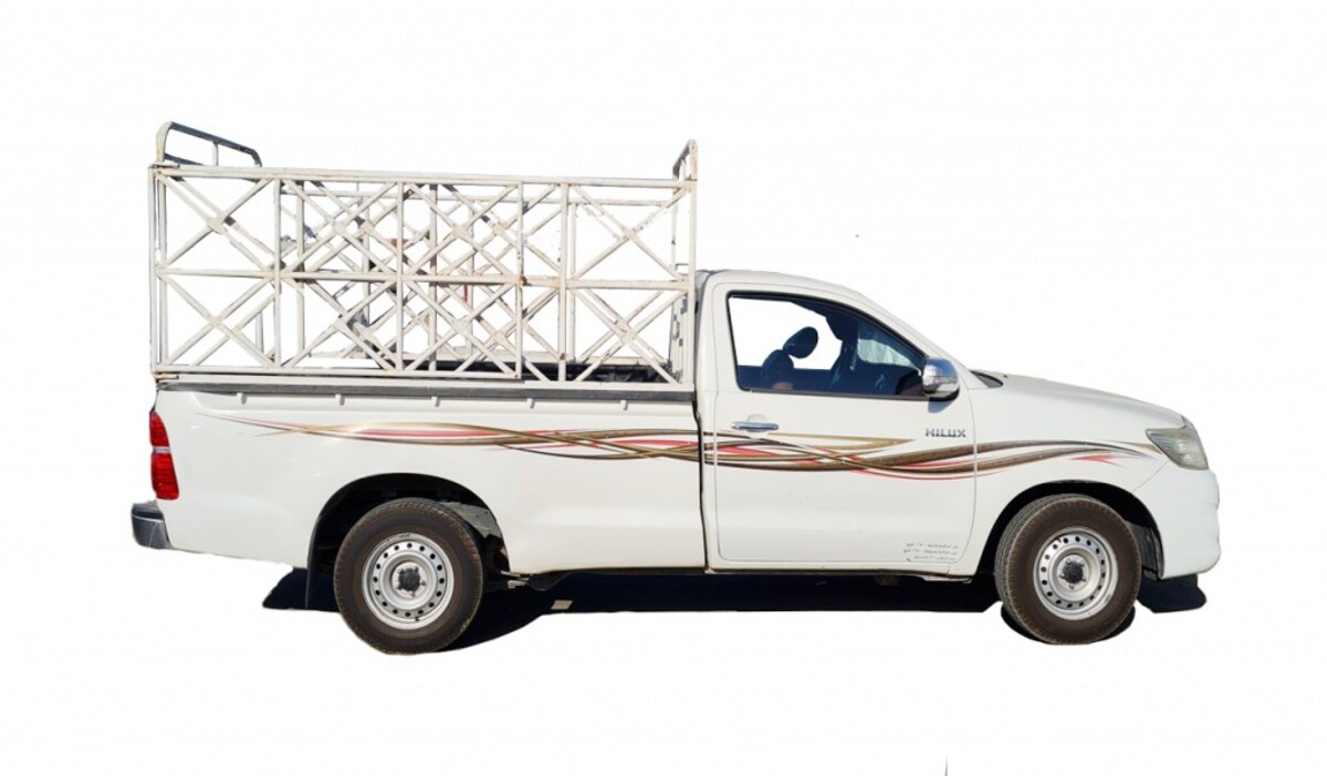 "pickup truck rentals in Dubai"